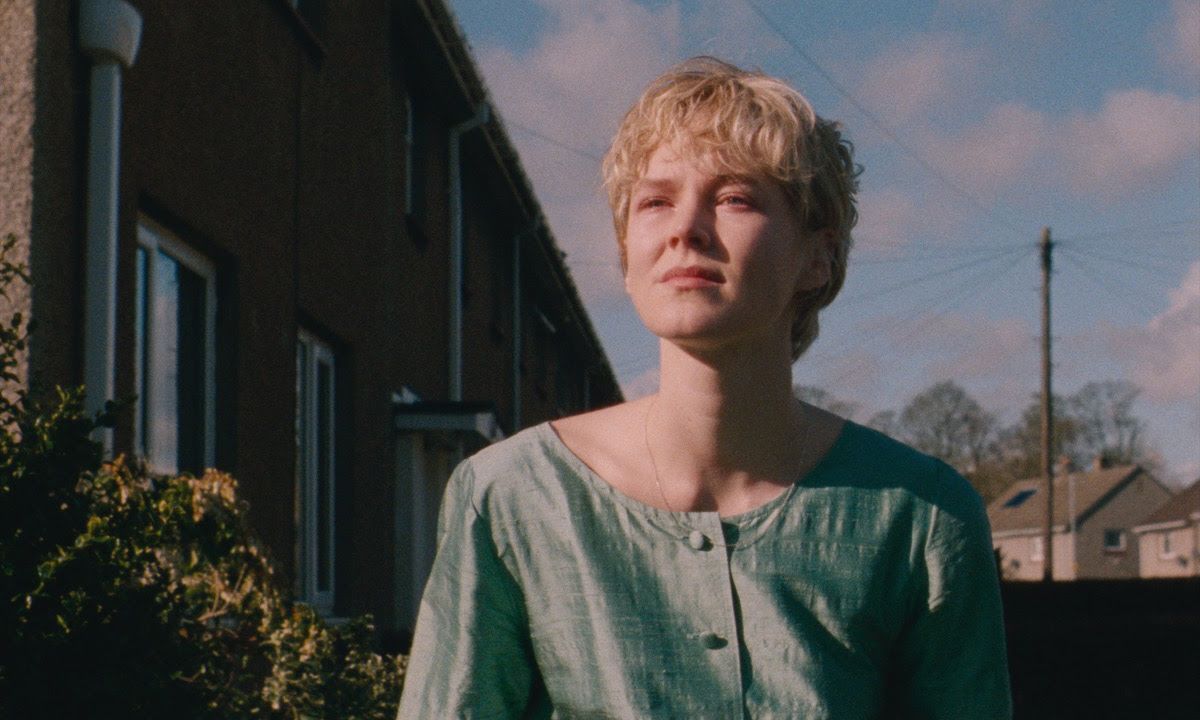 Crítica de "Blue Jean", un retrato de la lucha LGBTIQ+ en la Inglaterra ...