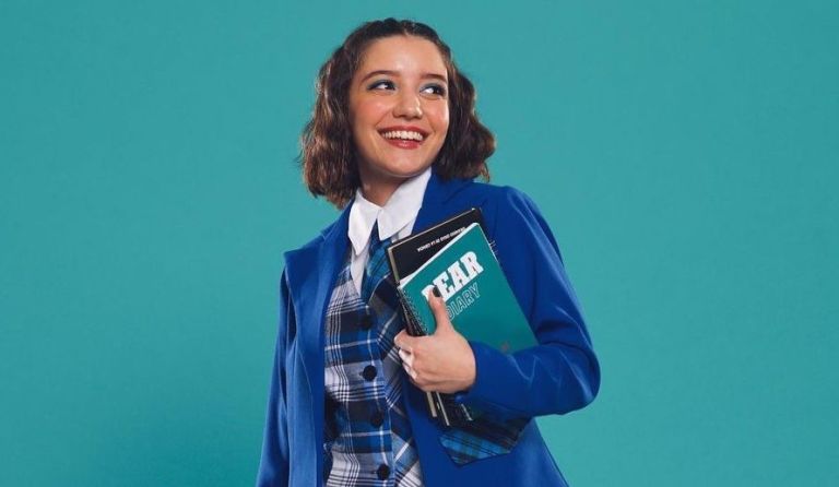 Julia Tozzi, protagonista de un revolucionario viaje musical hacia la ...