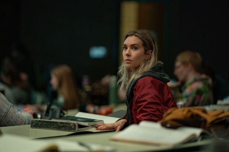 Crítica de “La noche siempre llega”: Vanessa Kirby en un tour de force contundente | EscribiendoCine