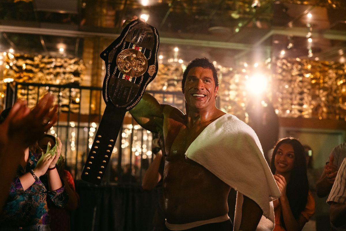 Crítica de “La Máquina: The Smashing Machine”: Dwayne Johnson y su ...