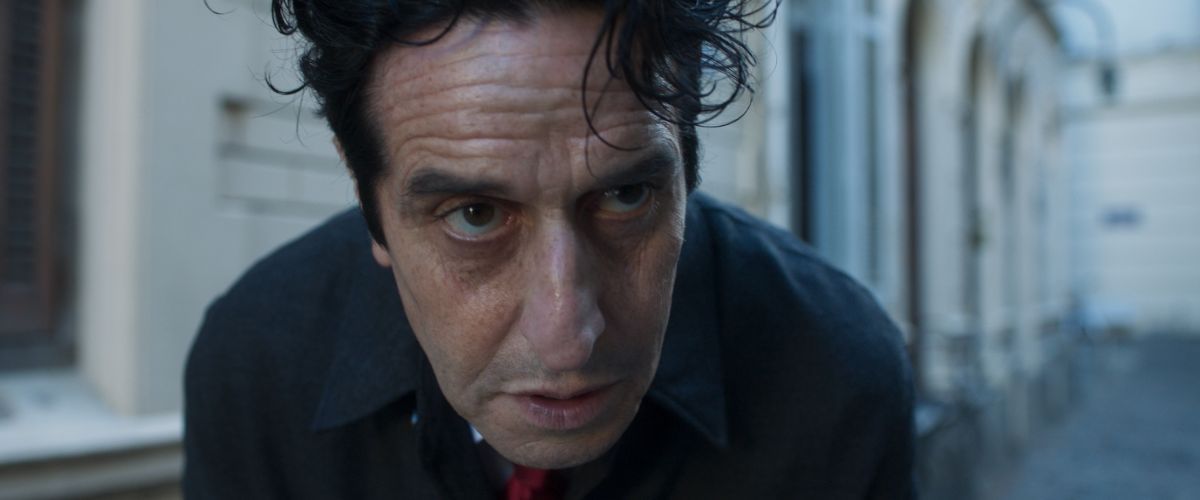 Crítica de “La muerte de un comediante”, el viaje introspectivo de ...